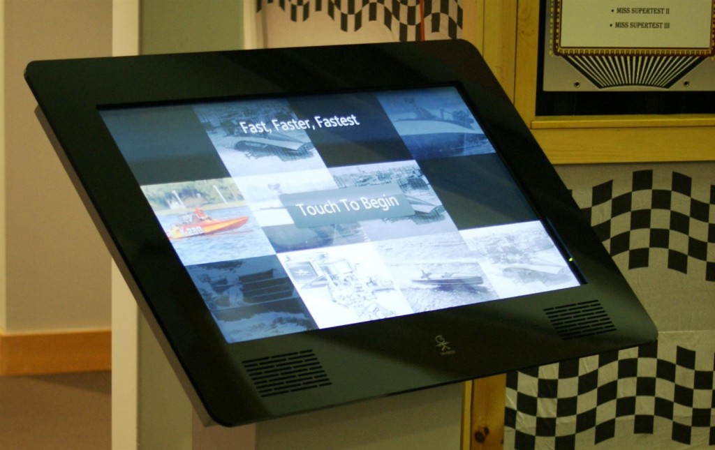 MUSEUM INTERACTIVE TABLE - SIMBIOZ